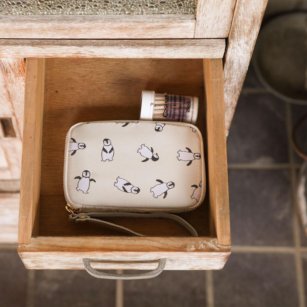 Hobonichi / Drawer Pouch Pocket (Ayumi Ohashi: Baby Penguins) - Drawer ...