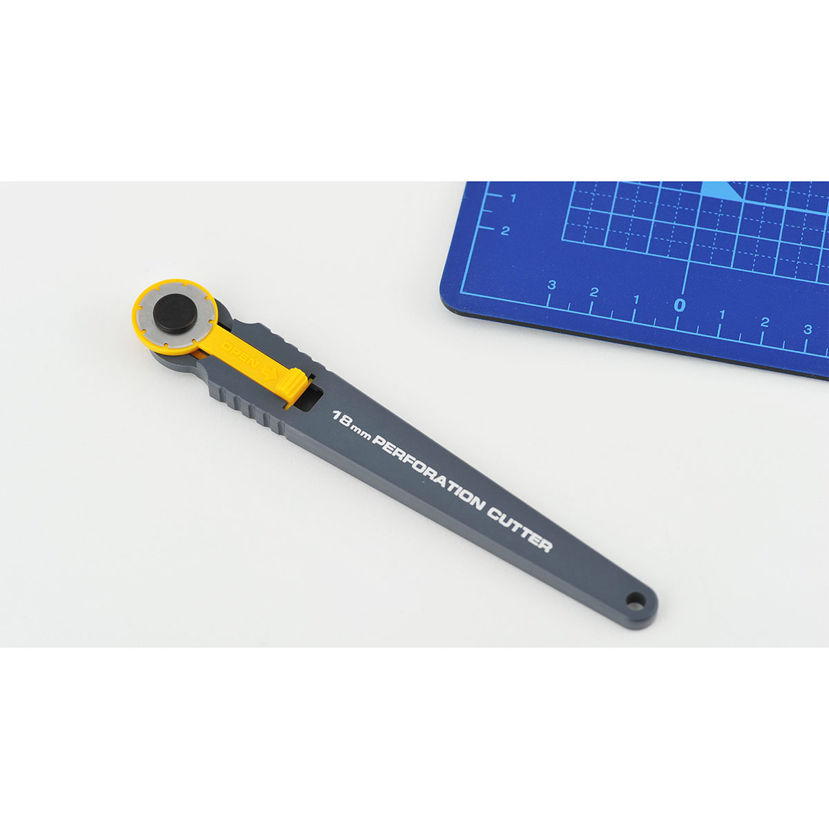 Perforation Cutter - Accessories Lineup - Hobonichi Techo 2021