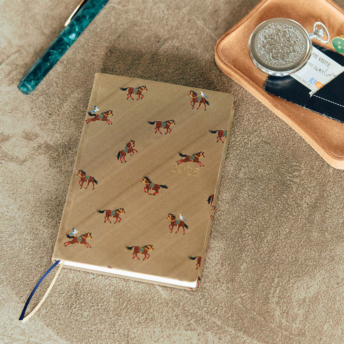 Bow & Tie: Galloping Horses HON / A6 Size / Daily / ENG or JPN edition ...